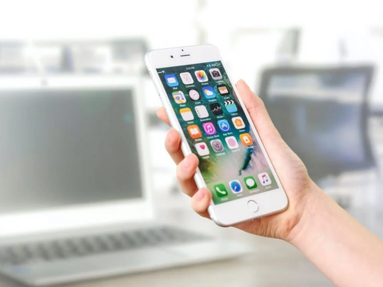 iPhone bị treo táo phải làm sao? - Tổng hợp 4 cách khắc phục