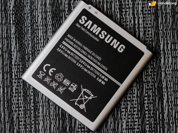 Cách kiểm tra pin Samsung chính hãng khi sắp thay pin