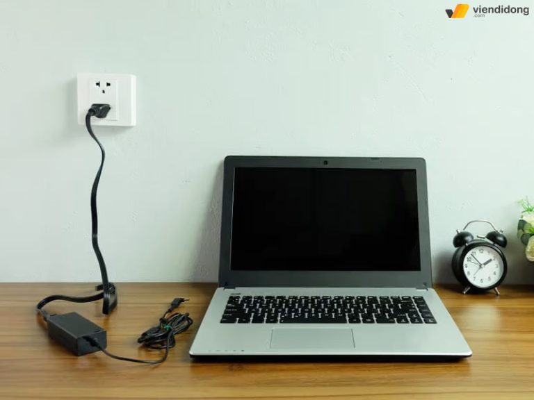 Laptop hiển thị lỗi Plugged in not charging là gì? Cách xử lý